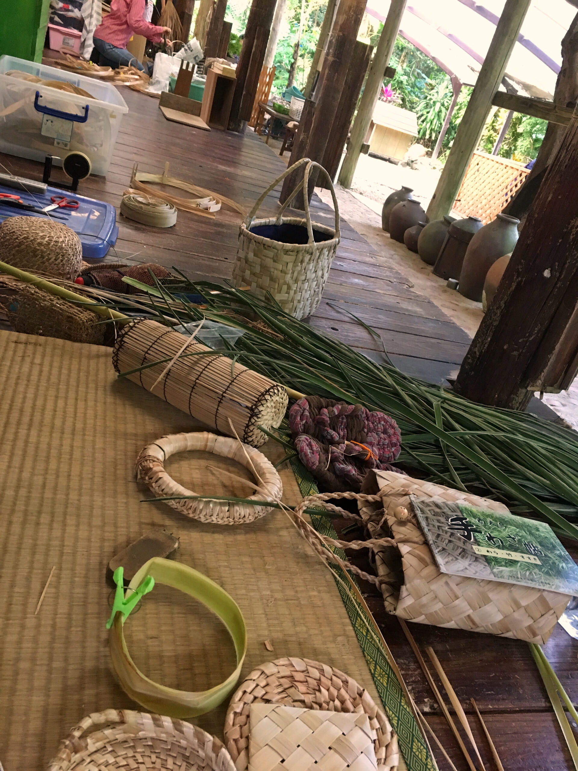 Traditional crafts in the Yaeyama islands - DISCOVERYAIMA - Ishigaki ...
